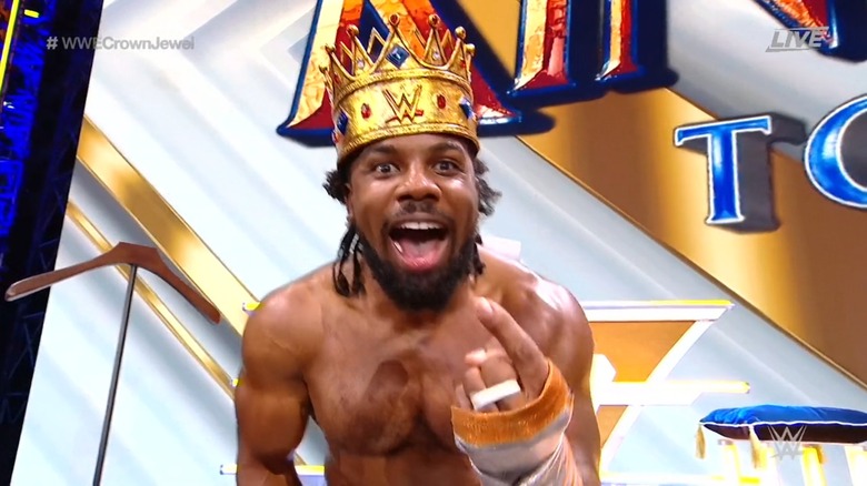 Xavier Woods Crowned King Xavier After Winning WWE King Of The Ring ...